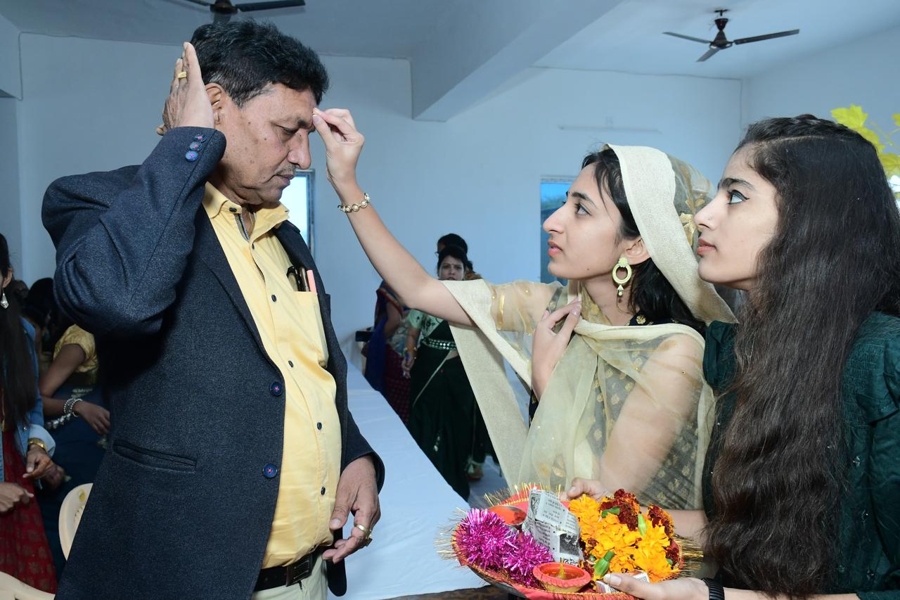 Photo Gallery - Murli Singh Yadav Memorial Prashikshan Sansthan